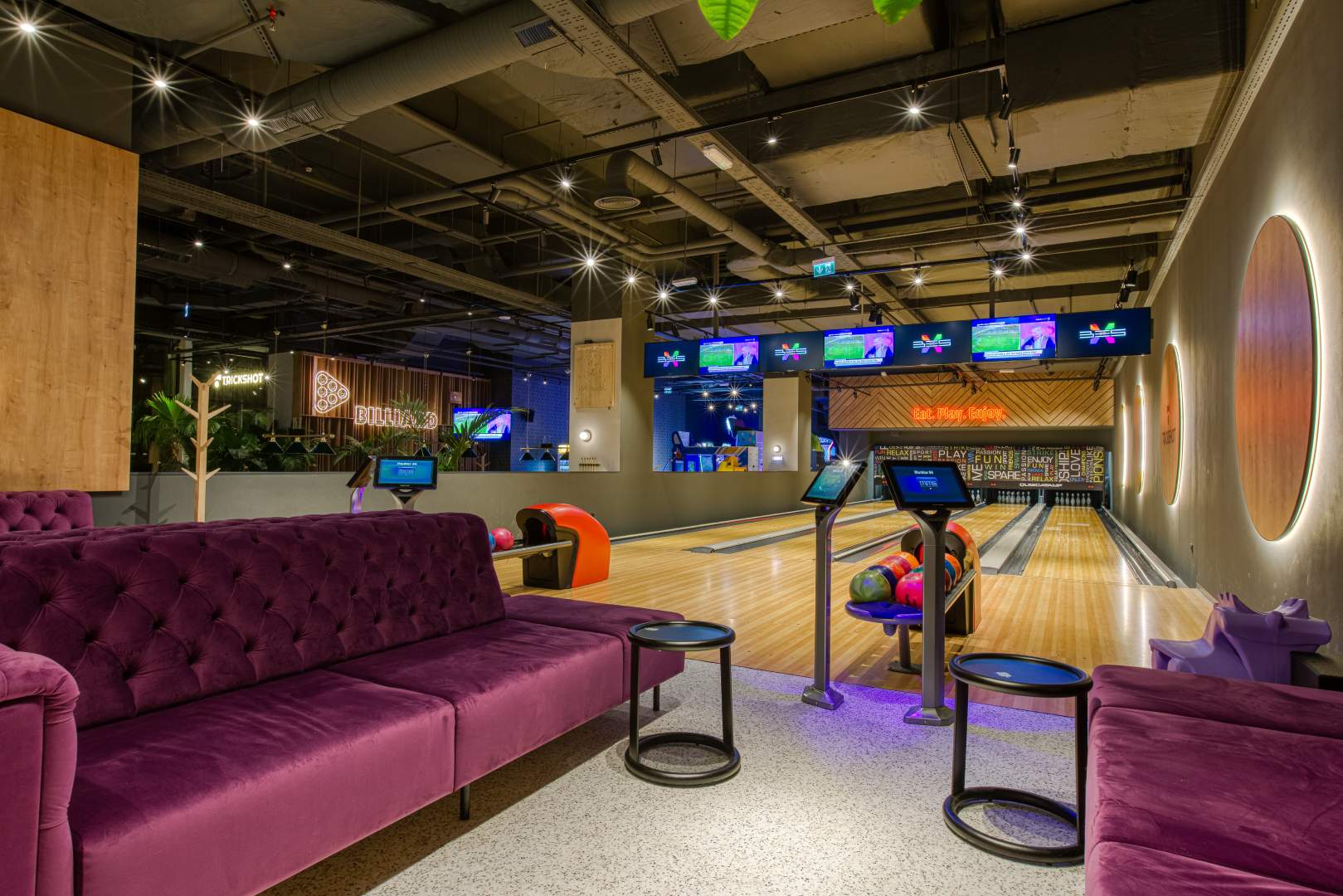 TRICKSHOT – Restaurant, Biliard, Bowling