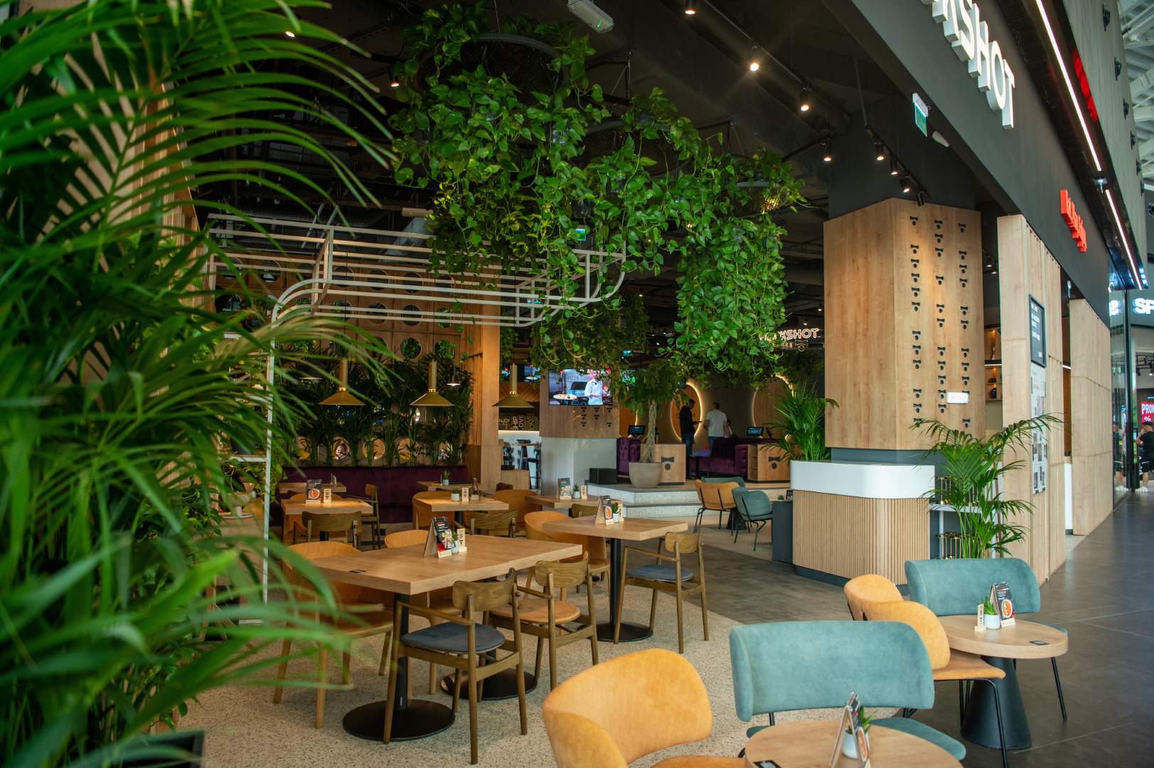 TRICKSHOT – Restaurant, Biliard, Bowling